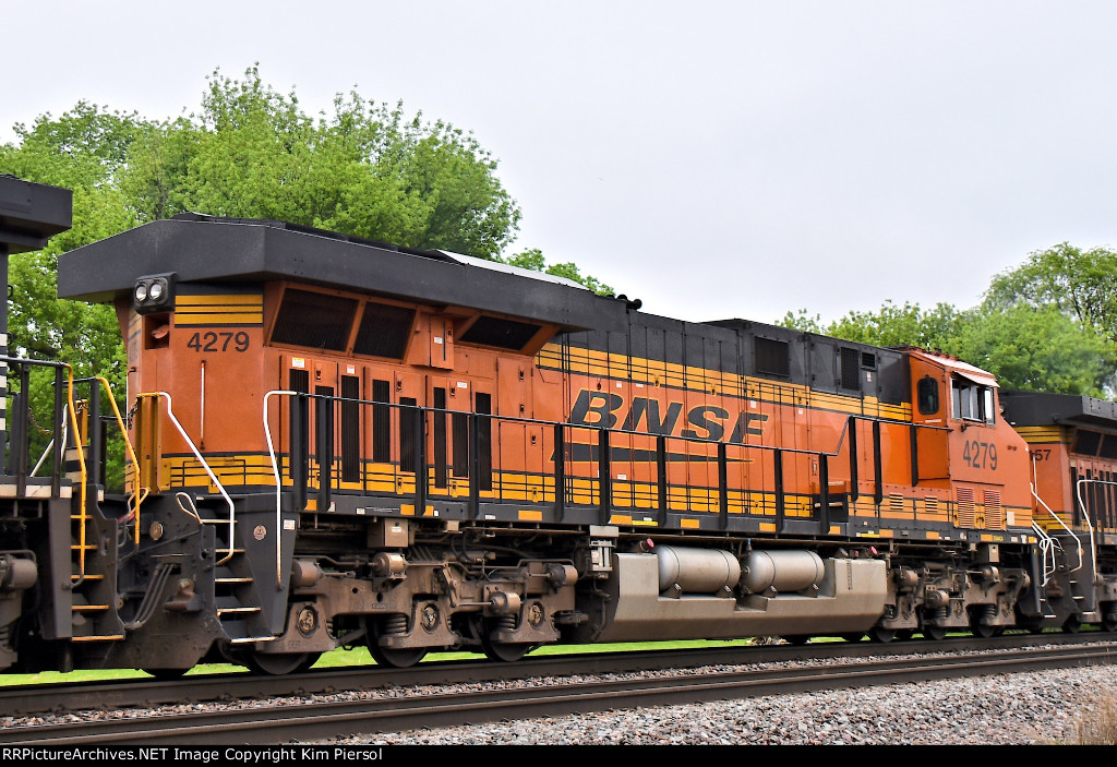 BNSF 4279